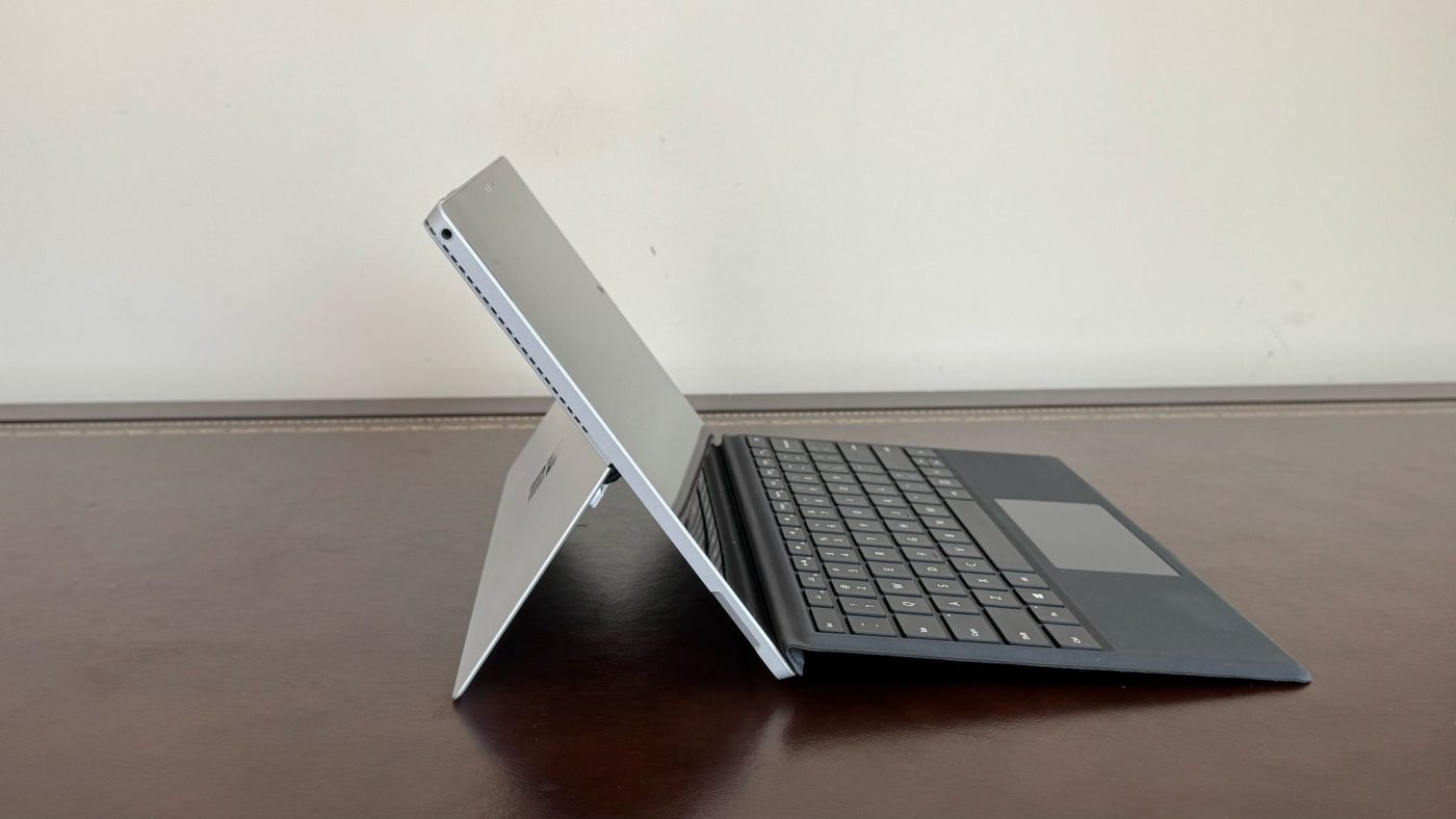 Microsoft Surface Pro 4 (1724) | i5-6300U @ 2.4GHz |12.5-inch Tablet ...