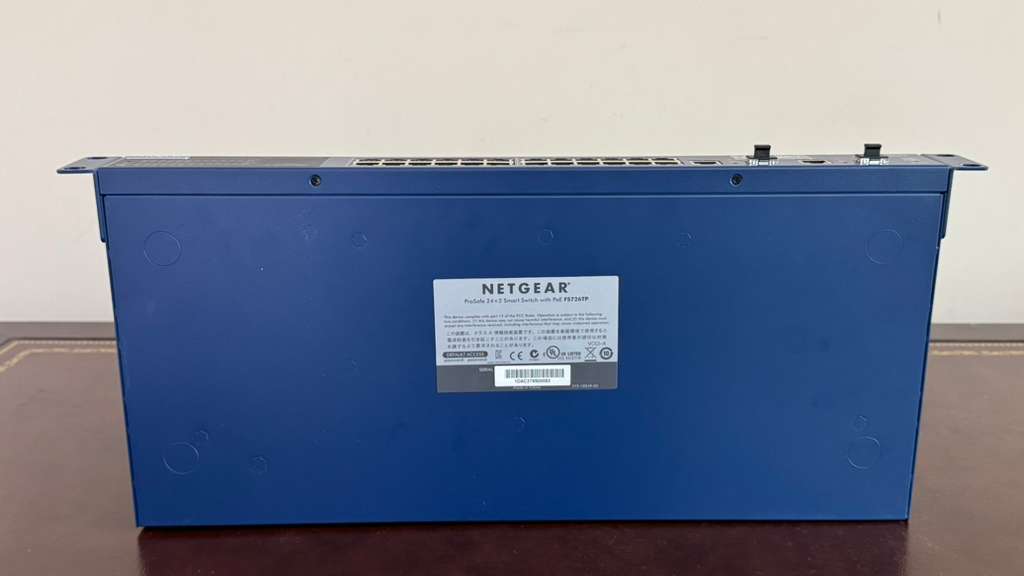 NETGEAR FS726TP ProSafe 24+2 Smart Switch with PoE 24-Port 10/100 ...